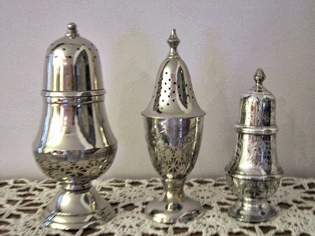 Relevant Tea Leaf: A Muffineer or a Sugar Castor?