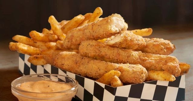 Checkers / Rally's Adds New $2 Chicken Dippers & Fries Box