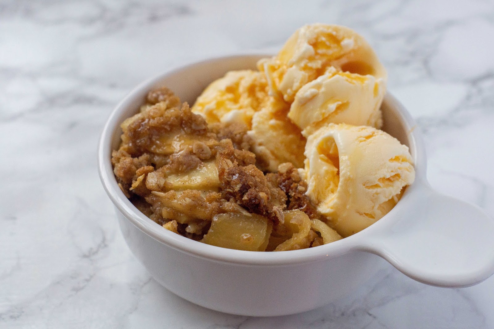 The Very Best Easy Apple Crisp Recipe