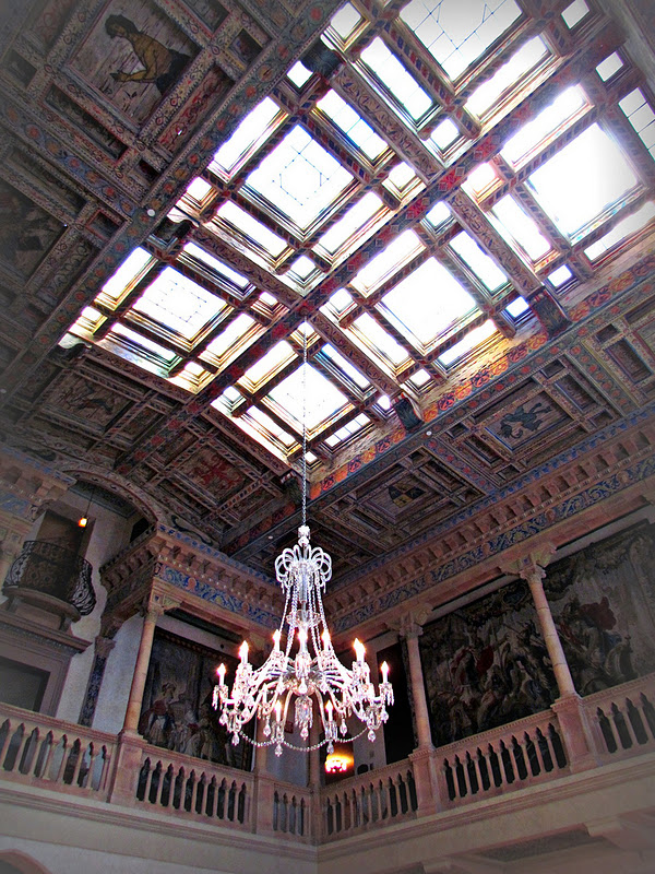 loveisspeed.......: The House in film 'Great Expectations' ...as Ca' d ...