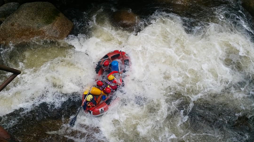 Kedah | Meredah jeram @ White water rafting di Sungai Sedim
