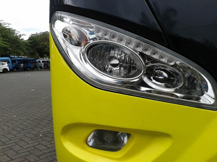 Bus Subur Jaya Jetbus Kuning | Puramoz Shared