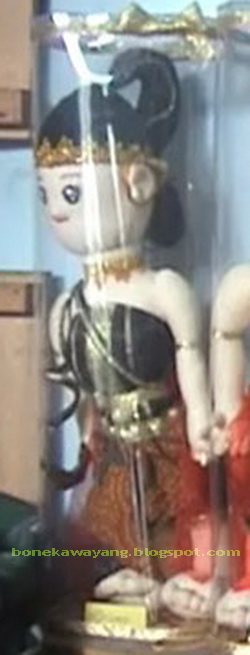 boneka wayang: Boneka Koleksi
