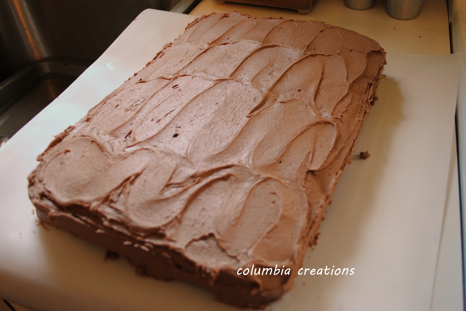 Columbia Creations: Brownstone front cake