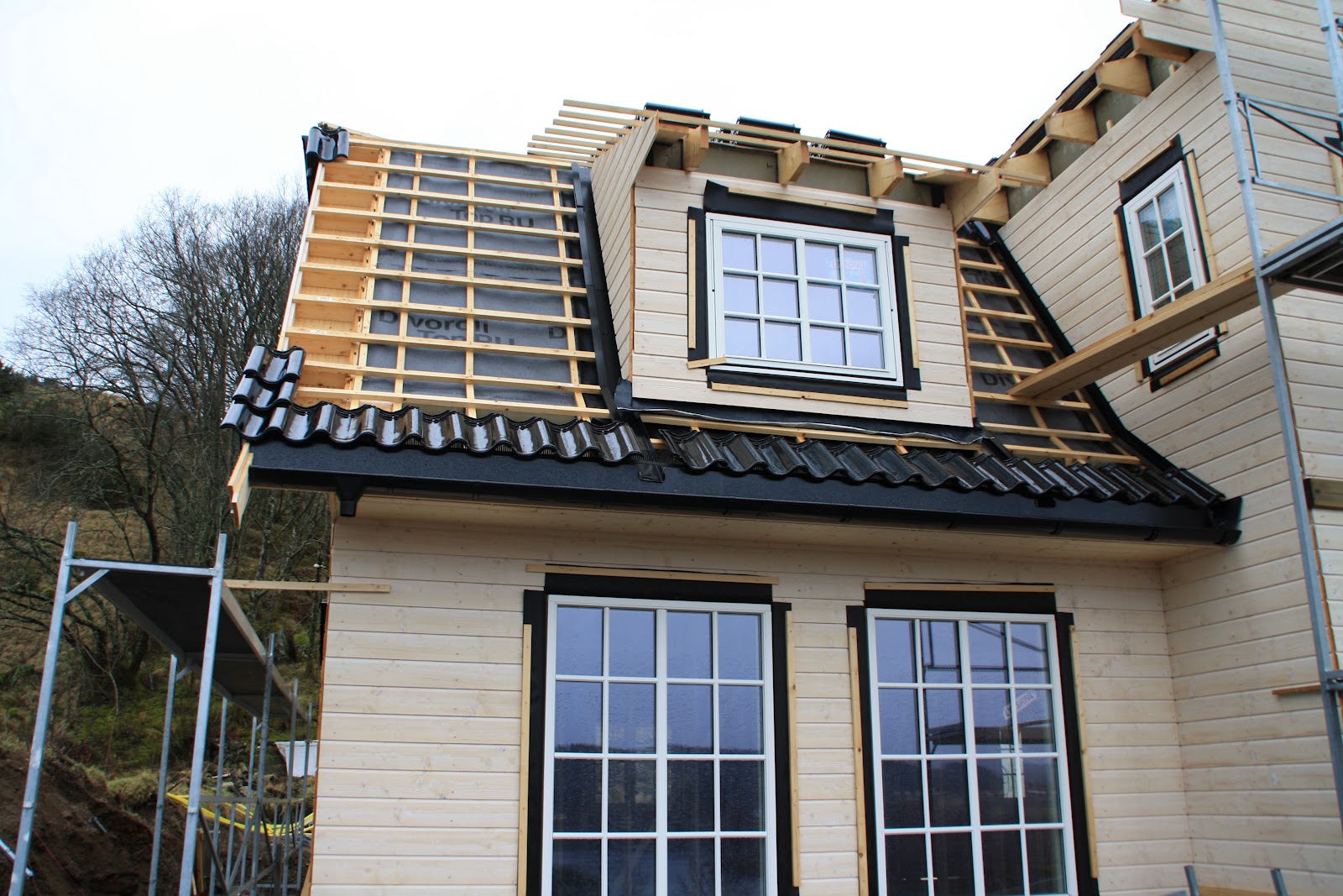 Villa Fagerbakken: Takstein...