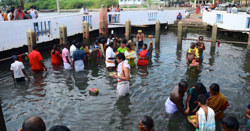 Tamilnadu Tourism: Navabashanam Temple (Navagraha Temple), Devipattinam ...