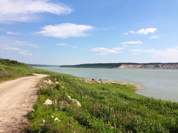 Dené's Favourite Things: York Factory with Nelson River Adventures