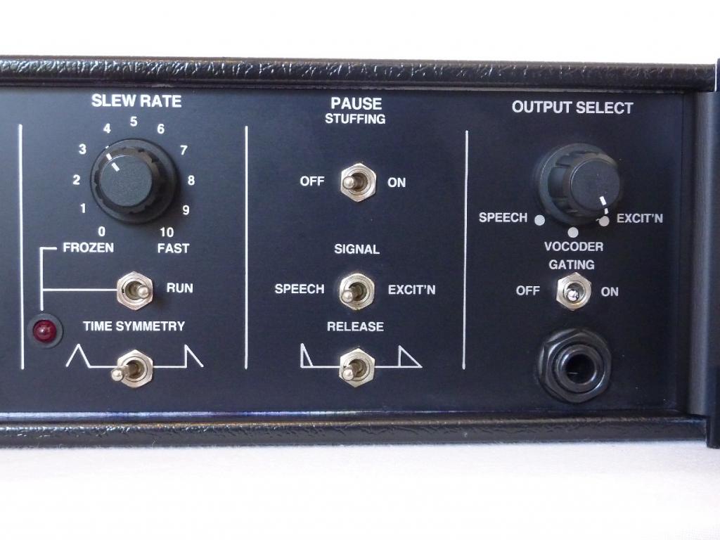 MATRIXSYNTH: EMS 2000 Vocoder