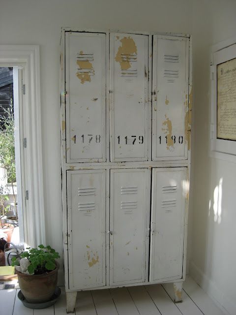 Eye For Design: Decorating With Vintage Lockers