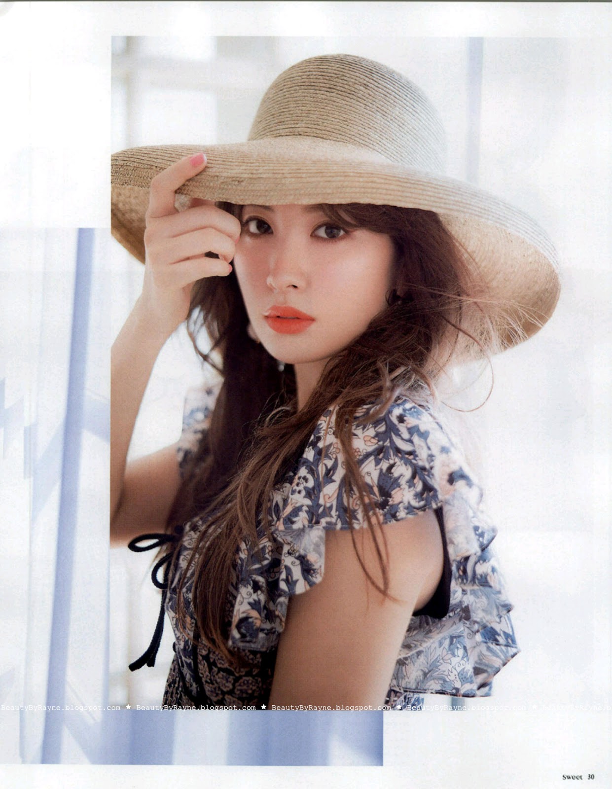 Sweet July 2018 Issue [Japanese Magazine Scans] - Beauty by Rayne