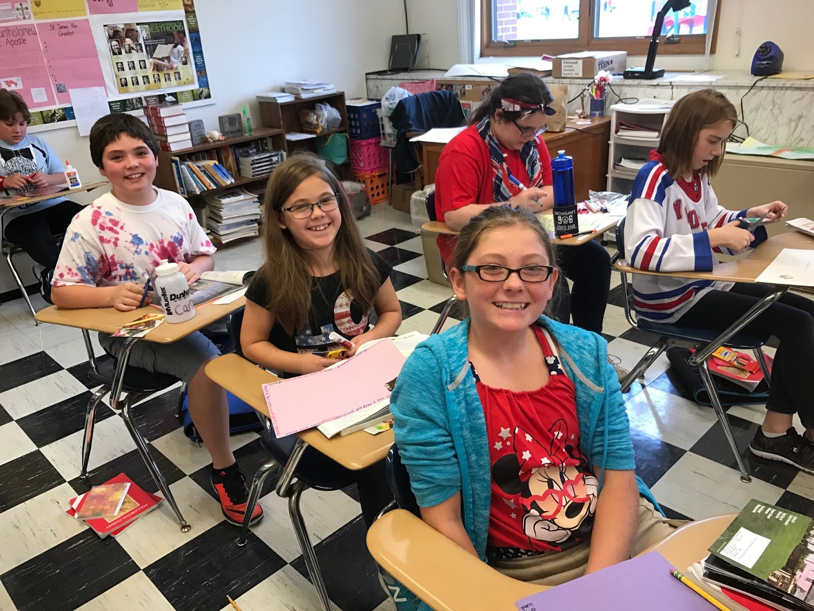 Holy Name Middle School: Catholic Faith Class