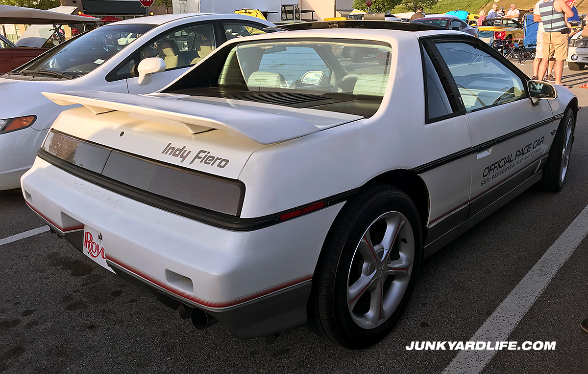 Junkyard Life: Classic Cars, Muscle Cars, Barn finds, Hot rods and part ...