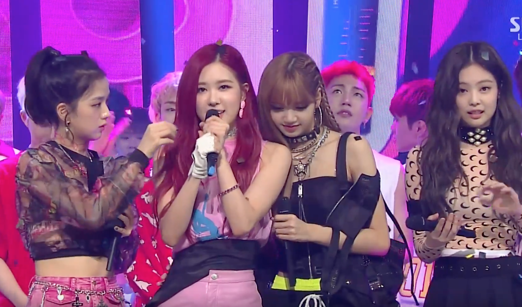 BLACKPINK performs & wins no. 1 on SBS Inkigayo 062418