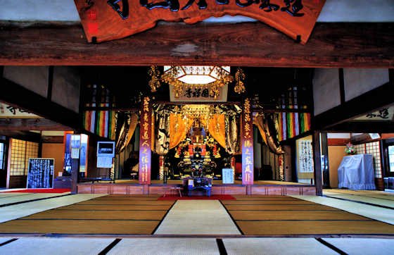More glimpses of unfamiliar Japan: Ghost Temple Eikoku-ji