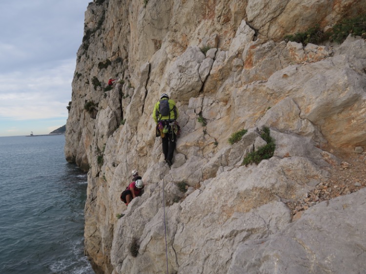 joan asín: GARRAF. PENYA SEGAT DE LA FALCONERA. Via MIRAMAR
