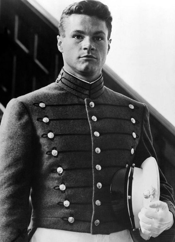 Favorite Hunks & Other Things: ACTORS & Skin: David Keith