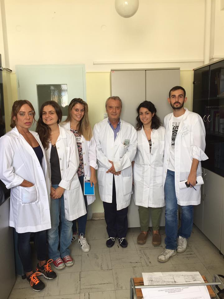 ΕΣΧΑΤΗ ΓΡΑΜΜΗ ΑΝΑΣΧΕΣΕΩΣ: Φωνάξτε το ολγάκι με το μικροσκοπικό «ο», το ...
