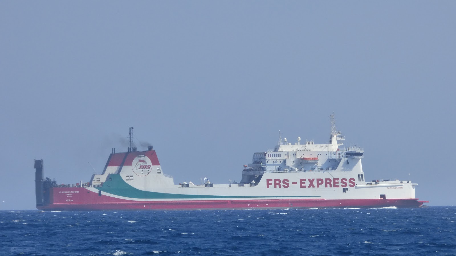 FERRYBALEAR: El Ro-Pax "Al Andalus Express", fletado por Armas