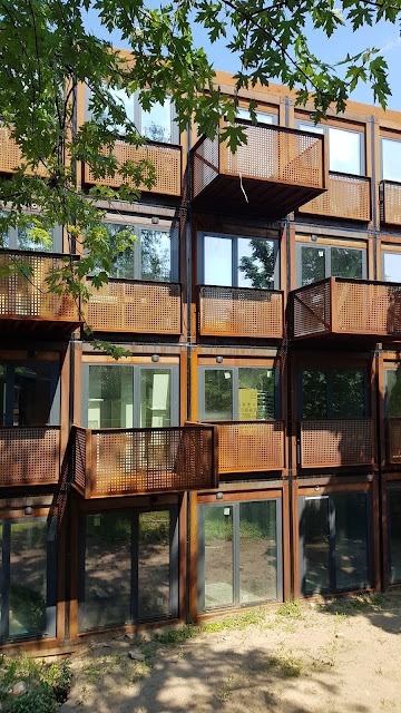 Shipping Container Homes & Buildings: EBA51 - Shipping Container ...