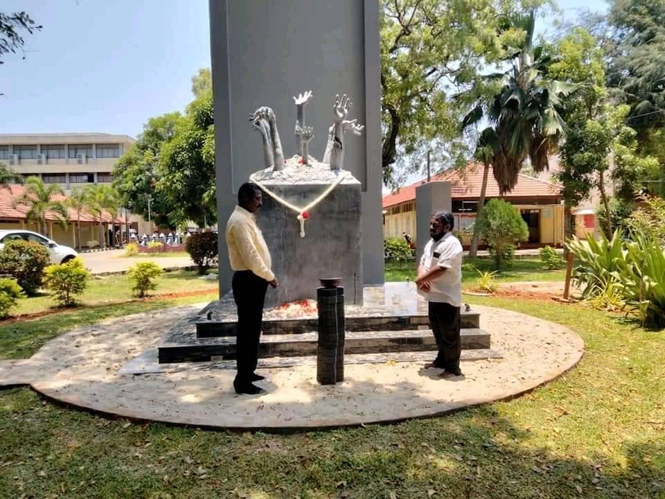 மீள் நிர்மானம் செய்யப்பட்ட முள்ளிவாய்க்கால் நினைவு முற்றம் - பல்கலைக் ...