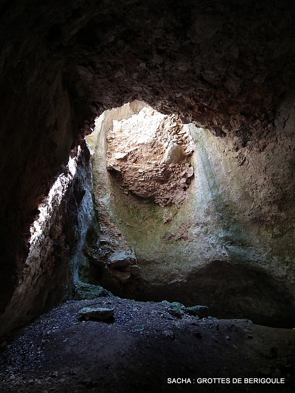 Chemins et jardins ( blog rando et balade ): Les grottes de Berigoule ...