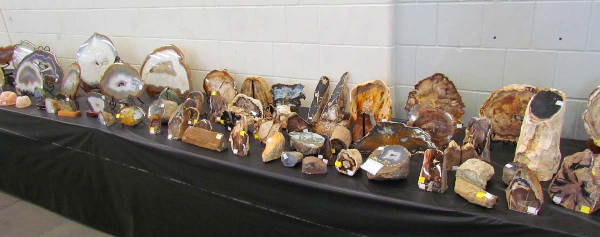 The Agatelady: Adventures and Events: Celebration of Agates Show -- Post 4