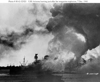 7A - The Daily Mirror: December 10, 1941 - Pearl Harbor Aftermath
