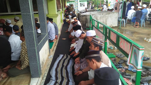 MASJID BATU ICON KUBU RAYA - kekayaan-budaya-kuburaya