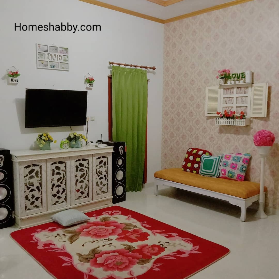 6 Model Desain Ruang Tamu Sederhana Tanpa Sofa ~ Homeshabby.com ...