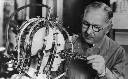 Mundo Das Marcas: MAX FACTOR