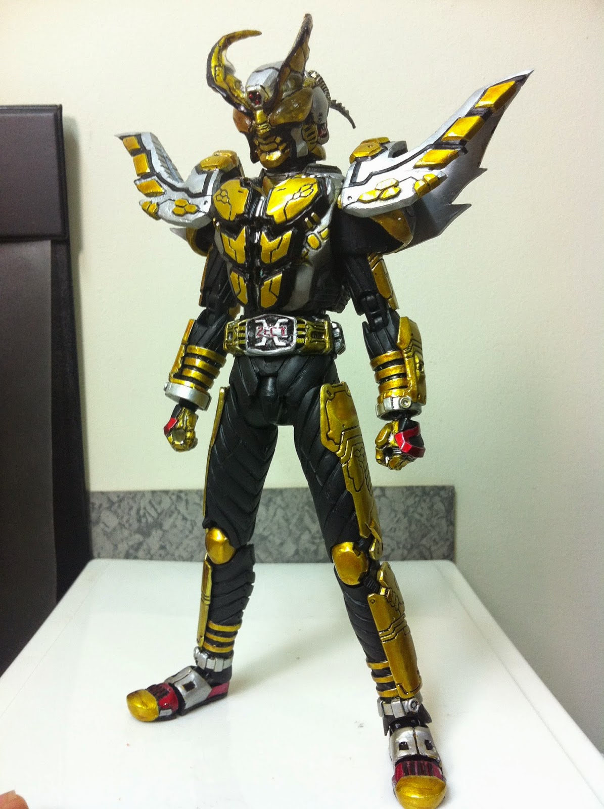 Kamen Rider World: SIC Custom Hyper Zabee / Hornet photo gallery and ...
