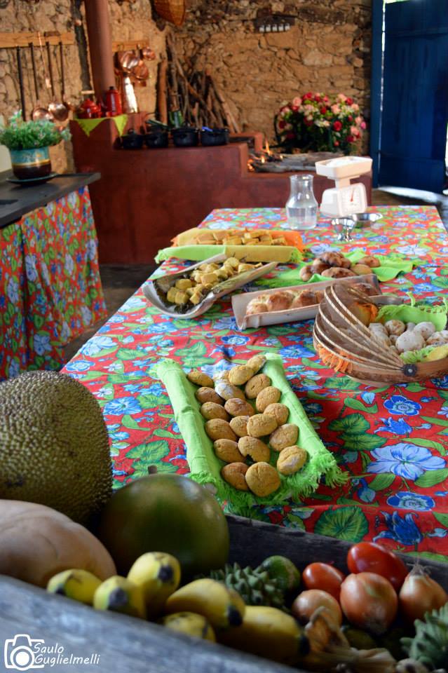 O que é e como preparar um Café Colonial mineiro? ~ Conheça Minas