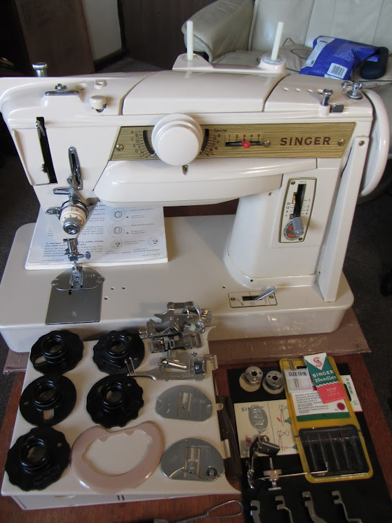 Singer 411G switchable Treadle & Electric