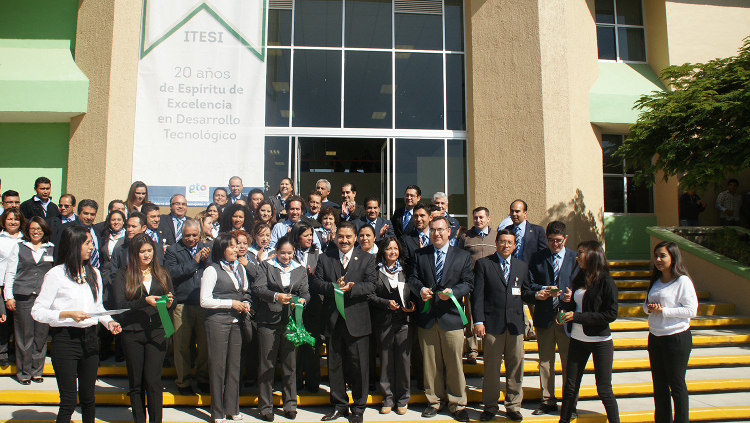 La pluma del Búho: “ITESI 20 años de educación superior tecnológica”