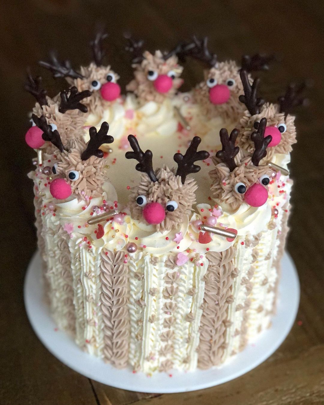 14 New easy and simple amazing cake decorating ideas for Christmas ...