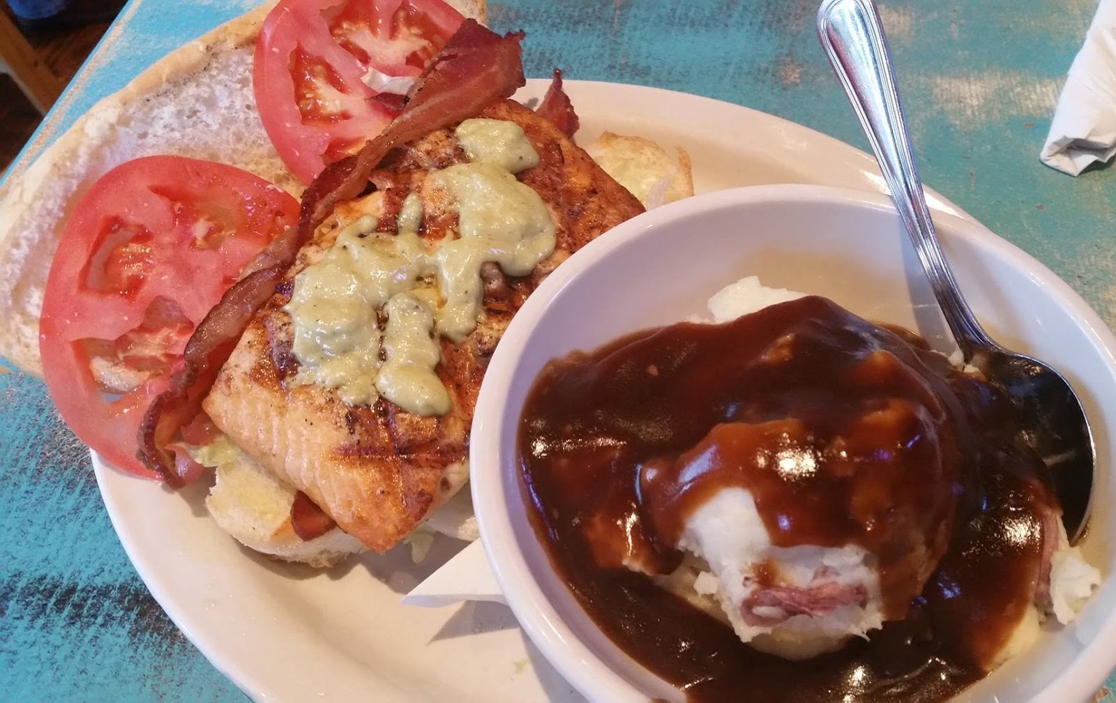 Wobbly Boots Roadhouse: The Boot Goes Gourmet... With Sandwiches & Wraps!