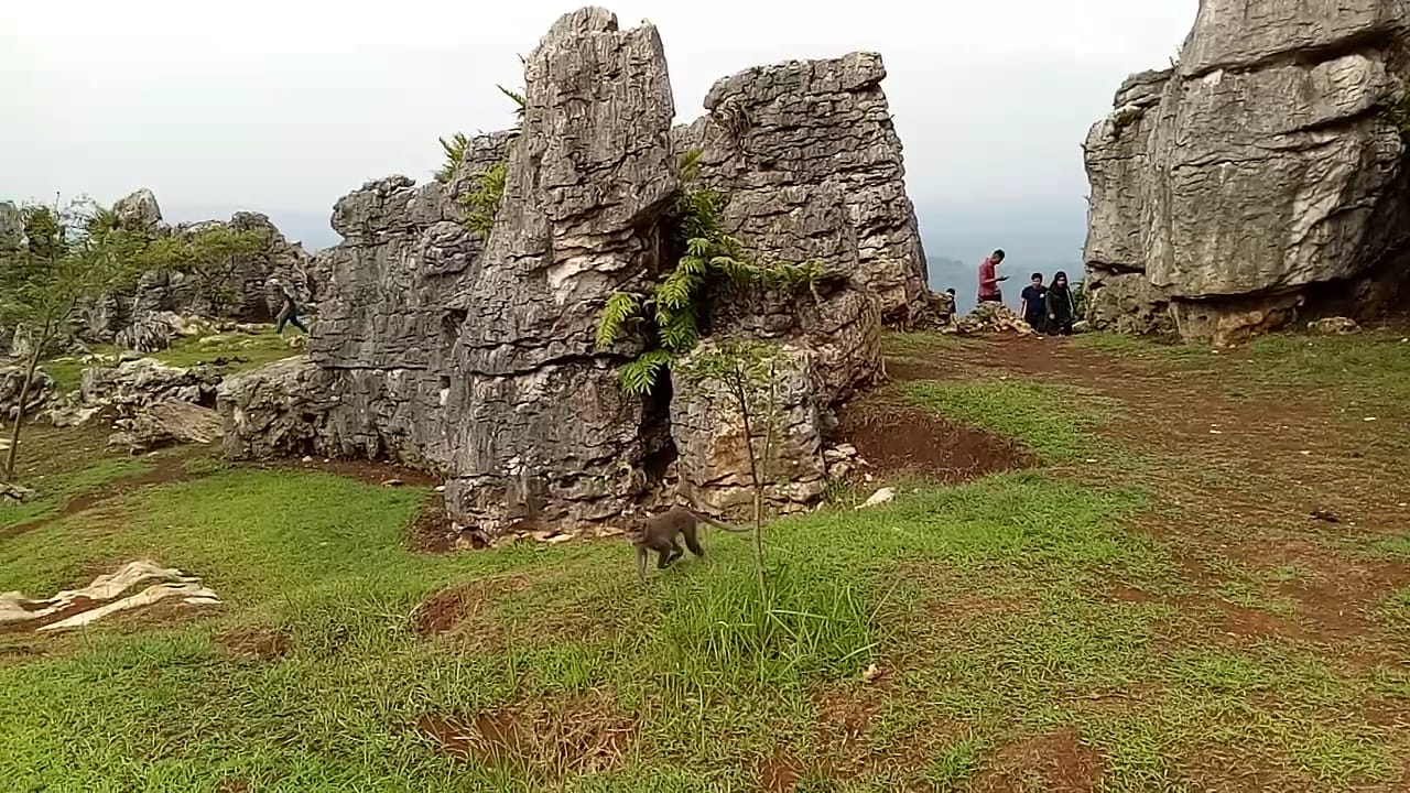 √Stone Garden Padalarang