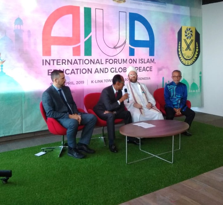 KLIS (Knowledge Link Intercultural School) Kiprah K-Link Membangun ...