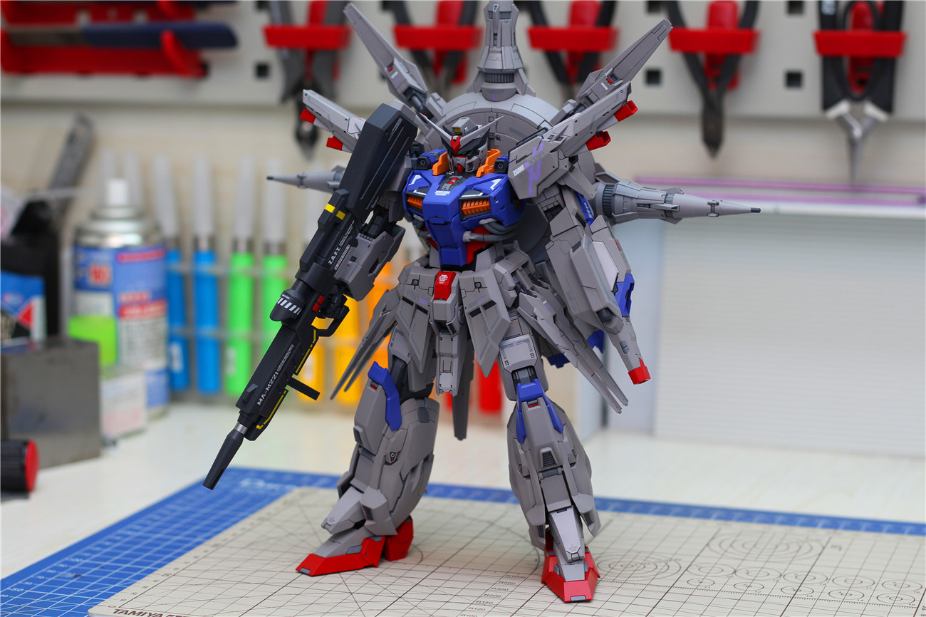 GUNDAM GUY: DevilArts 1/100 Providence Gundam Ver. Sun - Painted Build