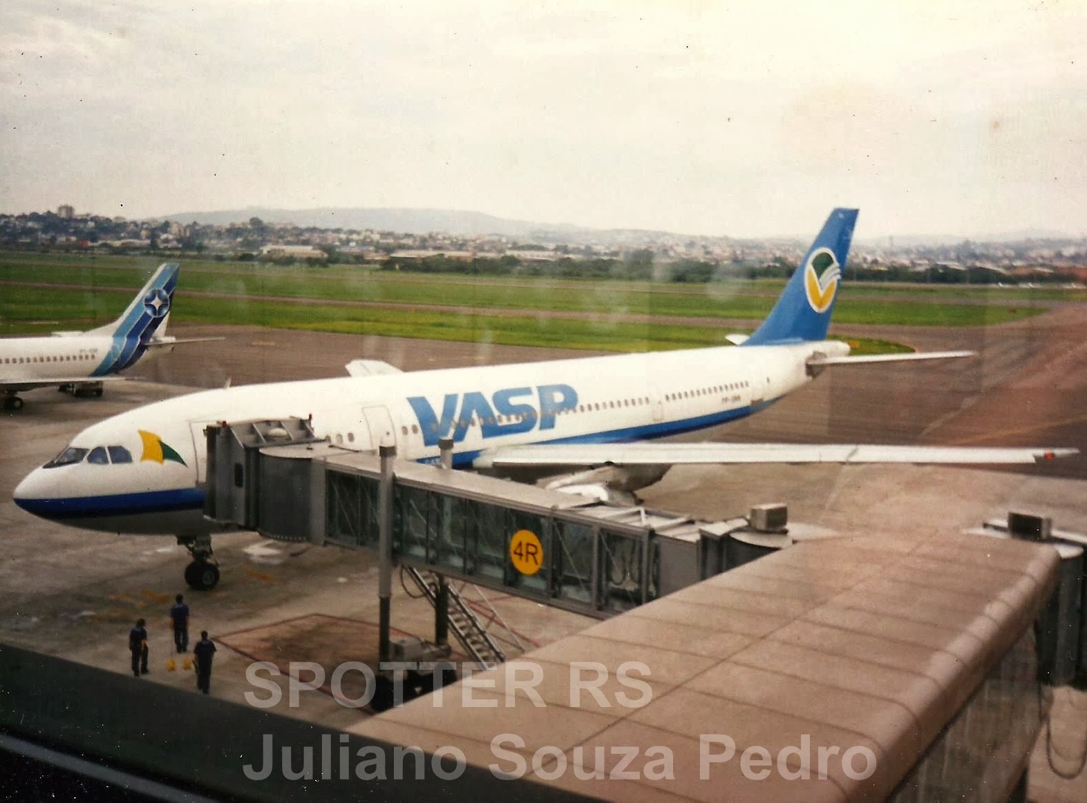 SPOTTER RS - AVIAÇÃO EM GERAL: Momento VASP B737 A310 MD-11