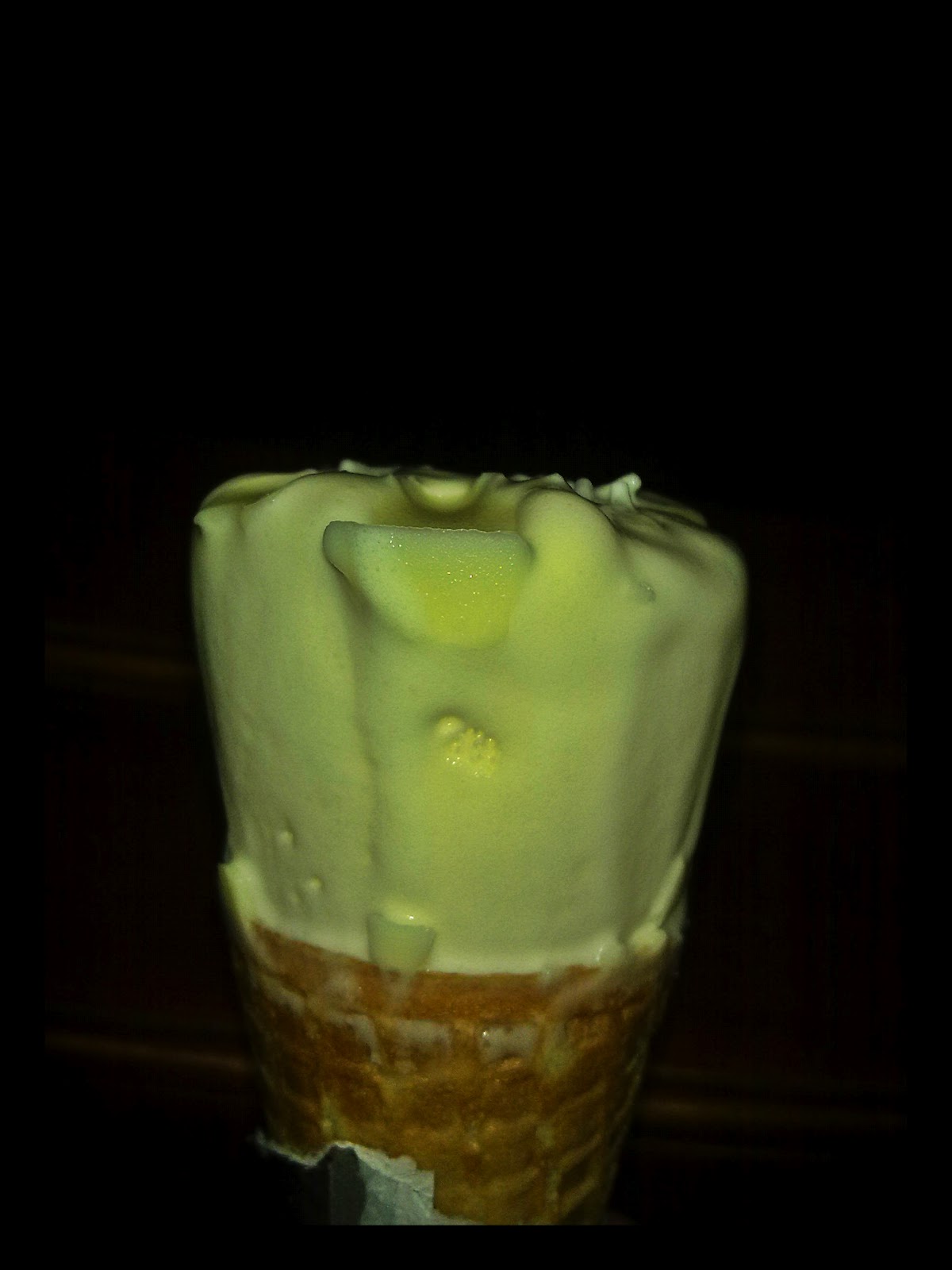 F/D EXPLORER: Selecta Cornetto White Chocolate Ice Cream