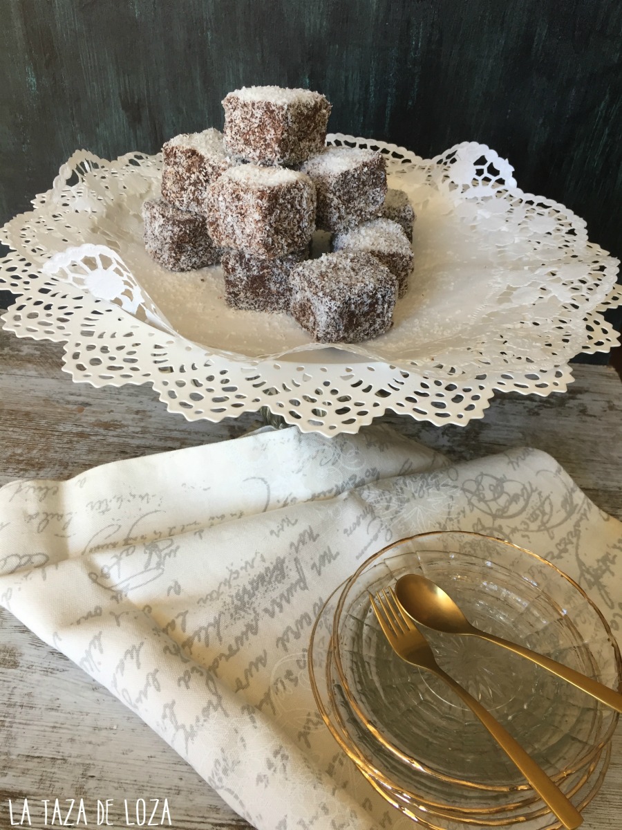 Lamington - dulces australianos con cobertura de chocolate y coco | La ...
