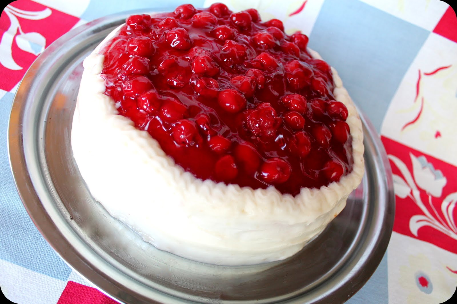 *~my house is cuter than yours~*: Cherry Crown Cake
