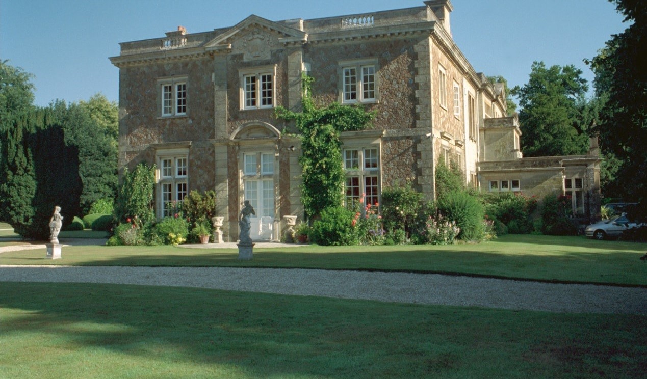 Landed families of Britain and Ireland: (426) Barttelot of Stopham ...