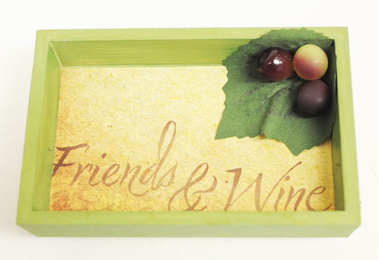 Ben Franklin Crafts and Frame Shop: Wine Themed Tray Set