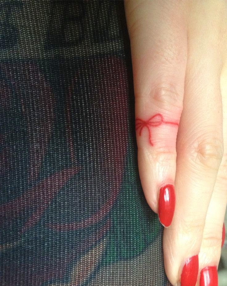 Tattoo Art And Style: ♥ ♫ Based on the red string of fate legend. The ...