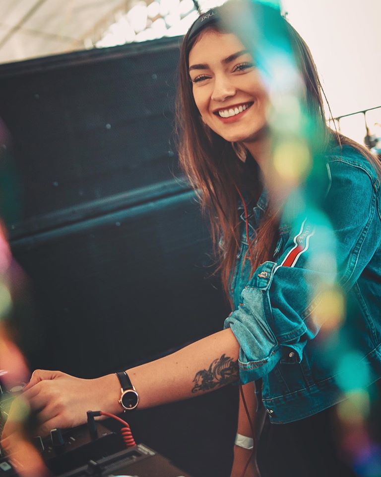 djzeroberto.blogspot.com: Fernanda Pistelli / Destaque