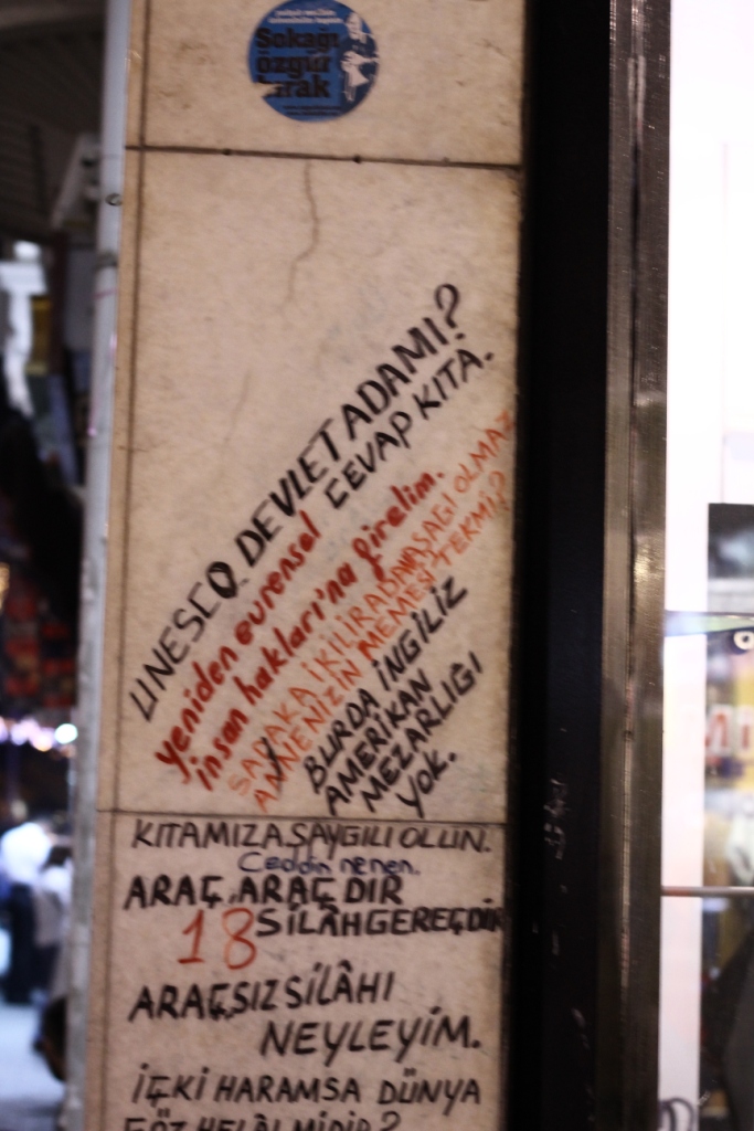 Cihat Duman'ın İnternet Günlüğü.: Atilla Çapraz (AX) Sahiden Yaşıyormuş ...