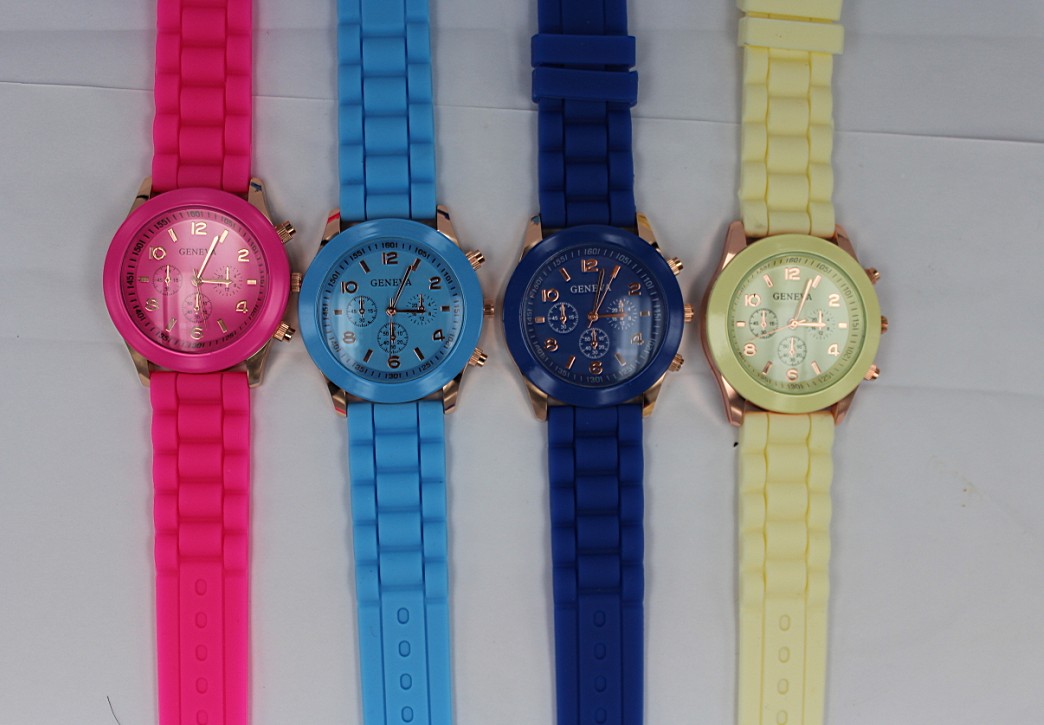 New Luxery Watches: Best Gift Colorful Watches For Men