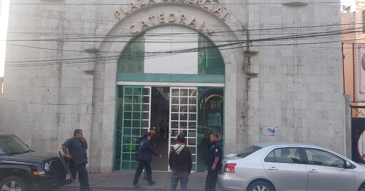 El Mexiquense Hoy Saquean Plaza Catedral De Ecatepec Ahí Se Ubica Una